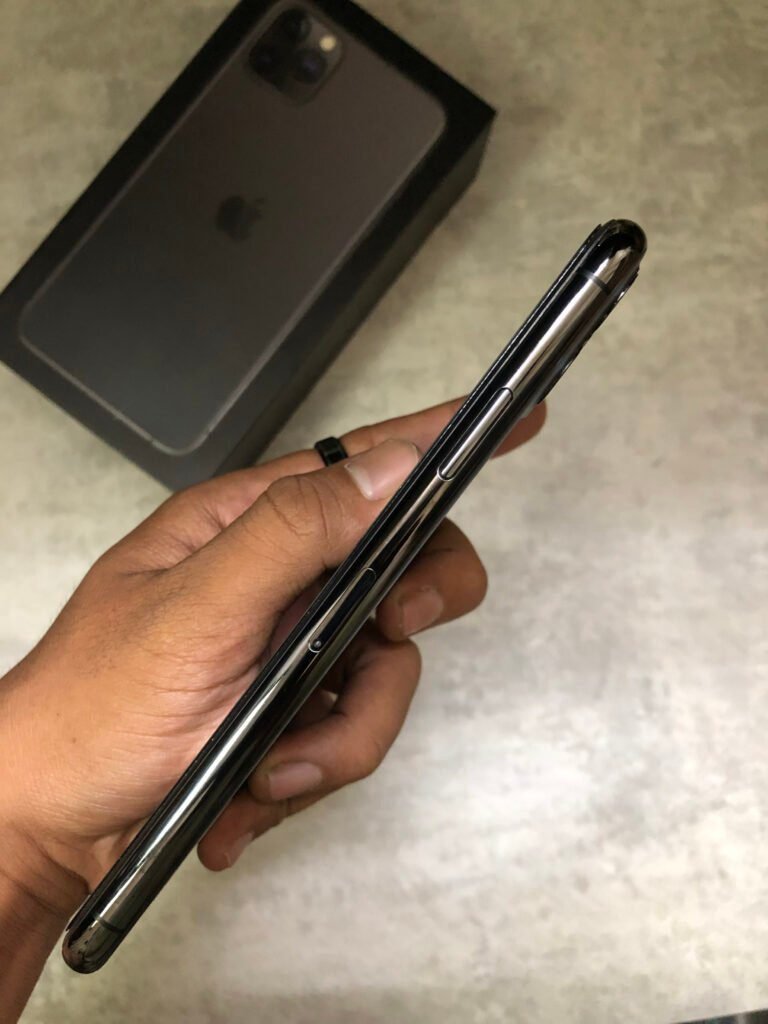 iPhone 11 Pro Max Grey 256GB Second iBox – Mulus Bergaransi