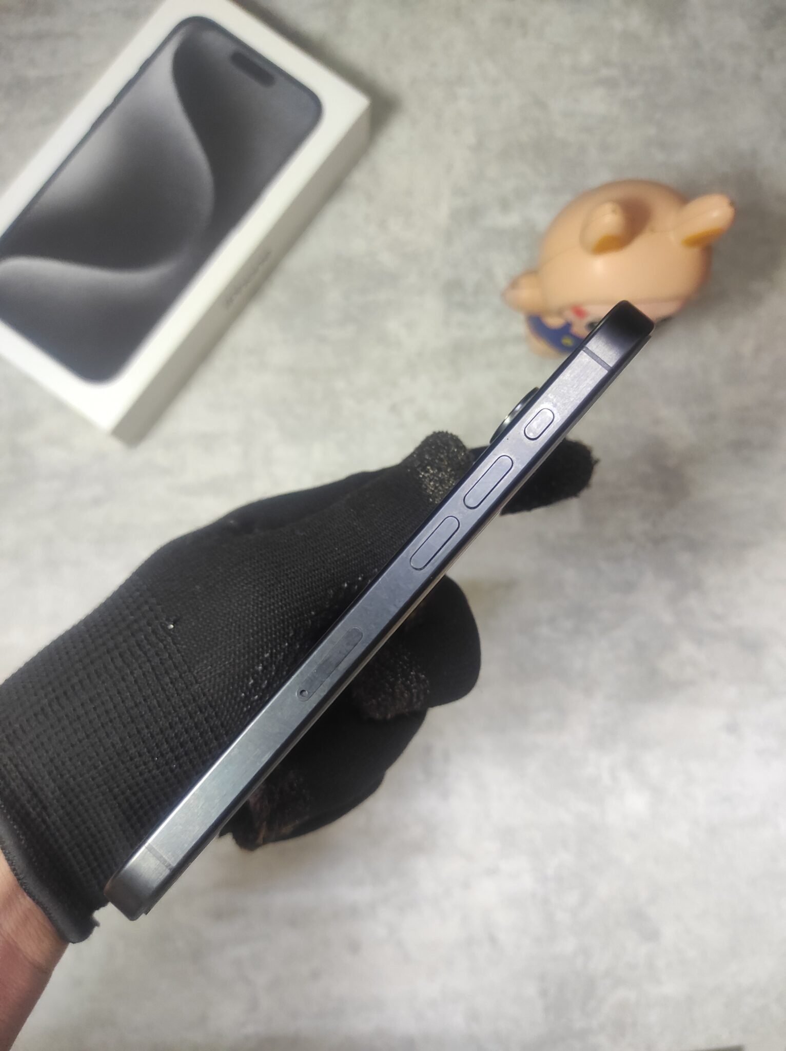 IPhone 15 Pro 128GB Black Titanium Second IBox | Premium & Hemat